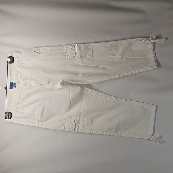 Caribbean Joe | Pants & Jumpsuits | Caribbean Joe White Capris | Poshmark